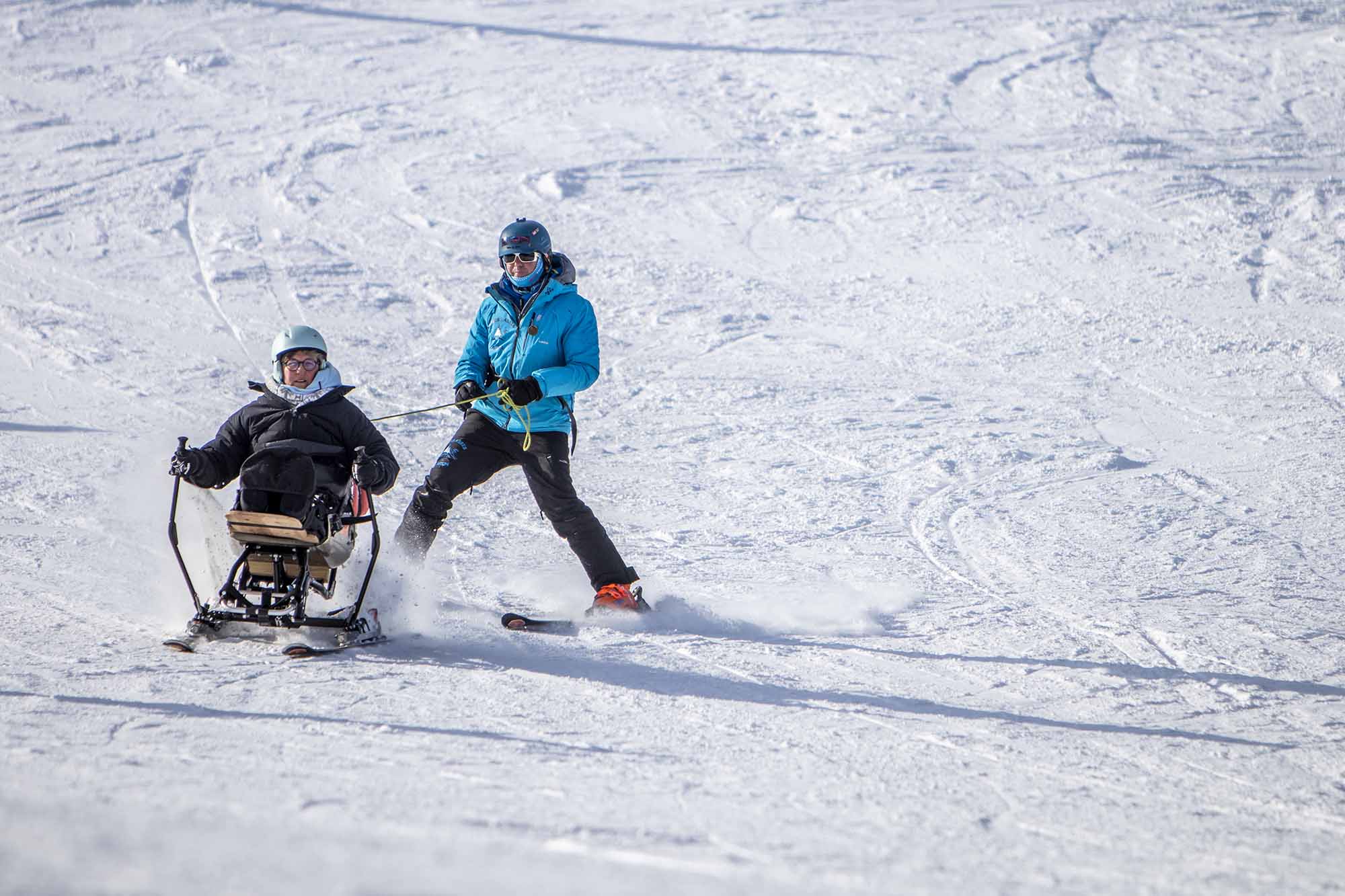 Snow’Kart - Le ski assis vers l'autonomie avec Loisirs Assis Evasion